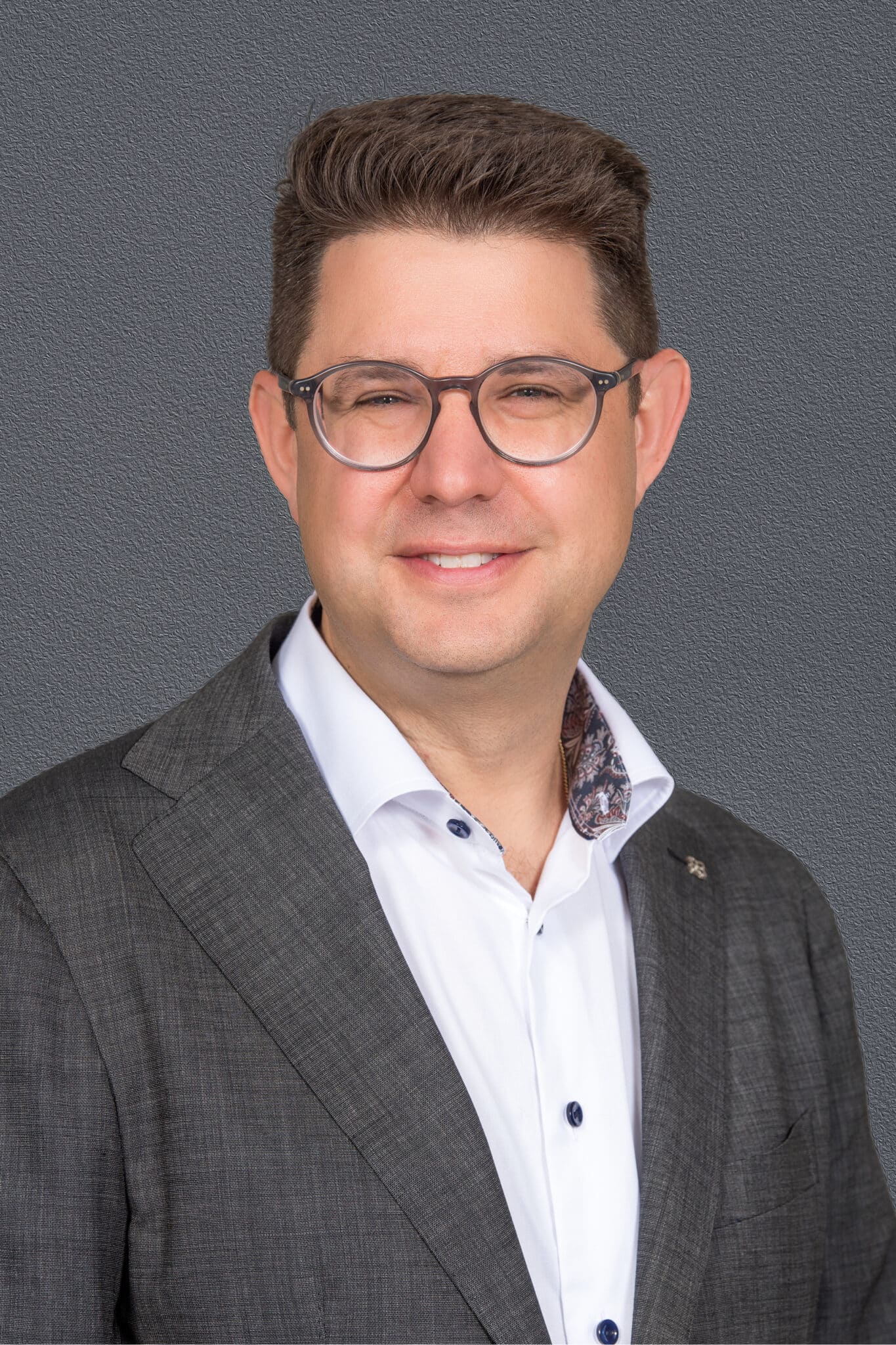 Trump Says Canada/Mexico Tariffs Back On, Legal Challenges May Follow ...